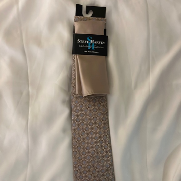 Steve Harvey | Accessories | Mens New With Tags Tie And Hanky Set ...